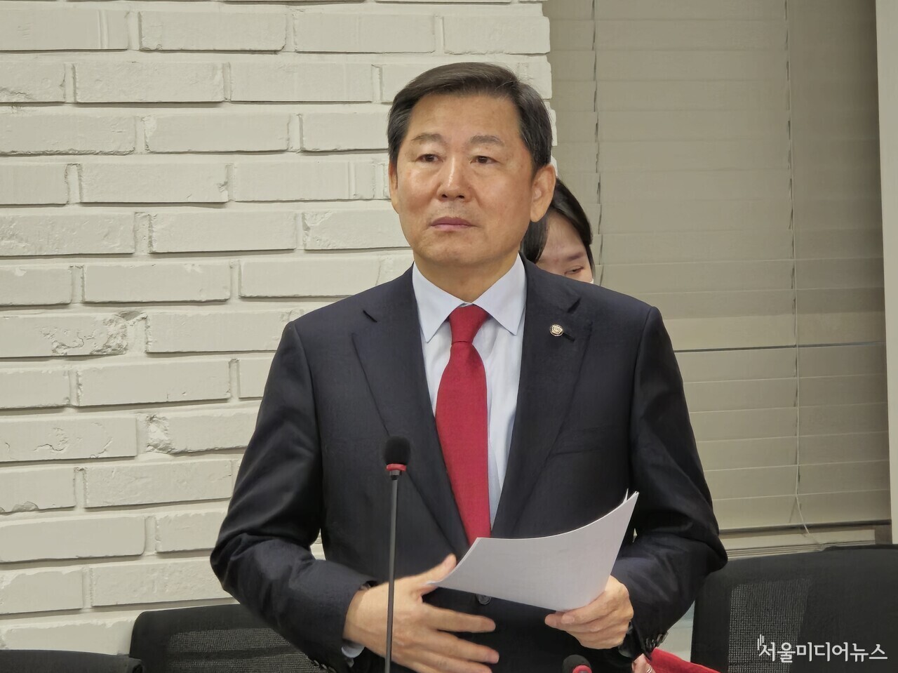 與, 여성 최초 투스타 강선영 전 사령관 등 4명 인재영입 환영식